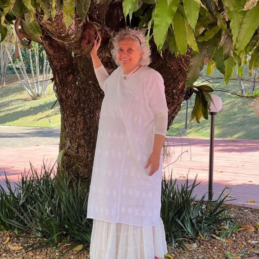 Laura Esquivel: Reviews, Retreats & 2026 Schedule